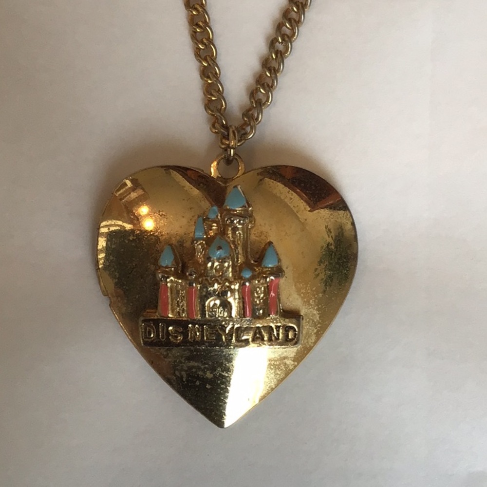 Vintage Disneyland Sleeping Beauty Castle Locket, 197… - Gem